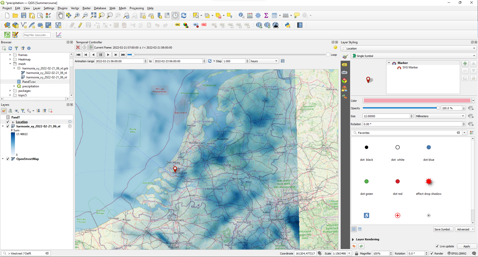 Tutorial: Visualize and Animate Mesh Data: Create a Print Layout including a Data Plotly Plot ...